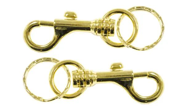 72 Wholesale Snap Hook Keychain In Gold - at - wholesalesockdeals.com